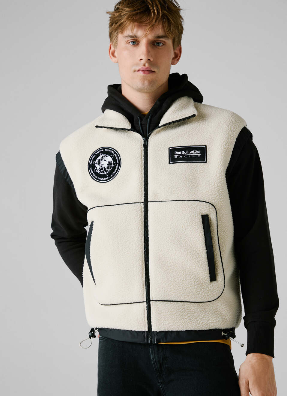 Red Bull Racing X Pepe Jeans Ecru Fleece Color Block Gilet | Pepe Jeans ...